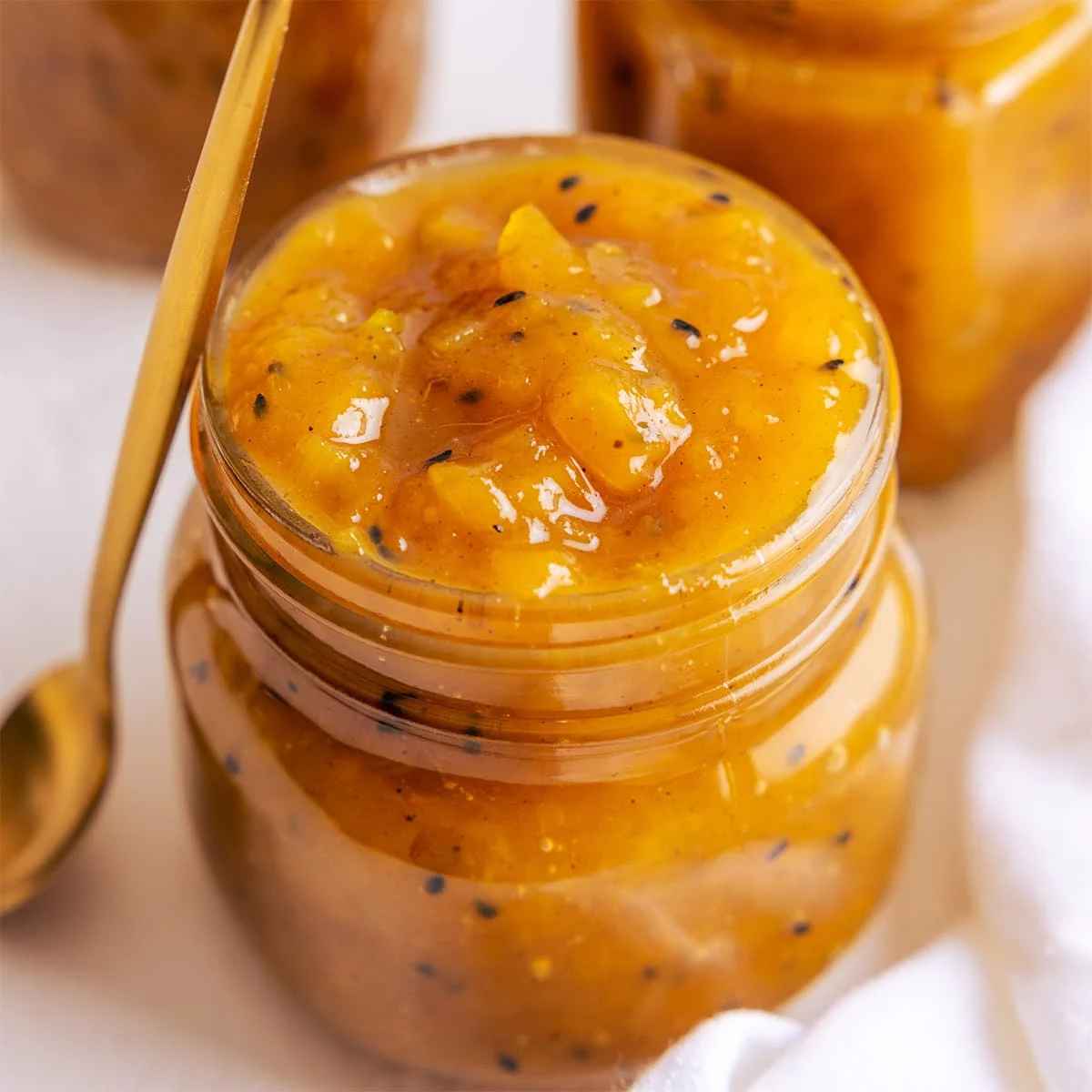 Buy Mango Chutney Mild 40 Oz | New Foods Of India - Quicklly