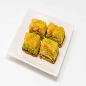 Buy Simurgh Bakery Baklava Pistachio 5.2 Oz | Taj Mahal Fresh Market ...